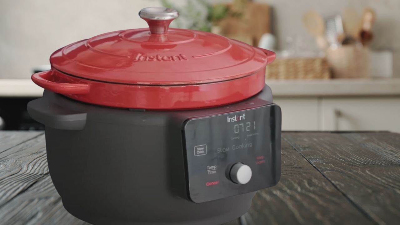 Instant Precision Dutch Oven Review: Breaking it Down with a Chef